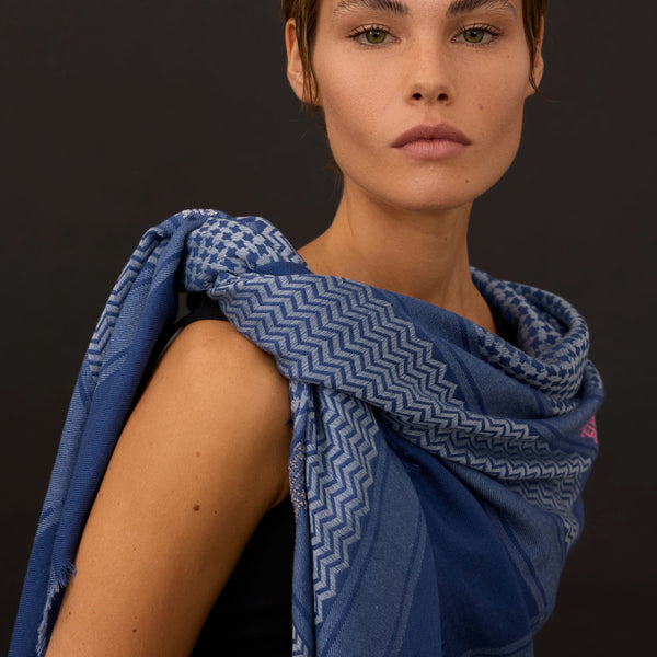BLUE MERINO WOOL & SILK IBRAHIM KEFFIYEH – SEP Suisse